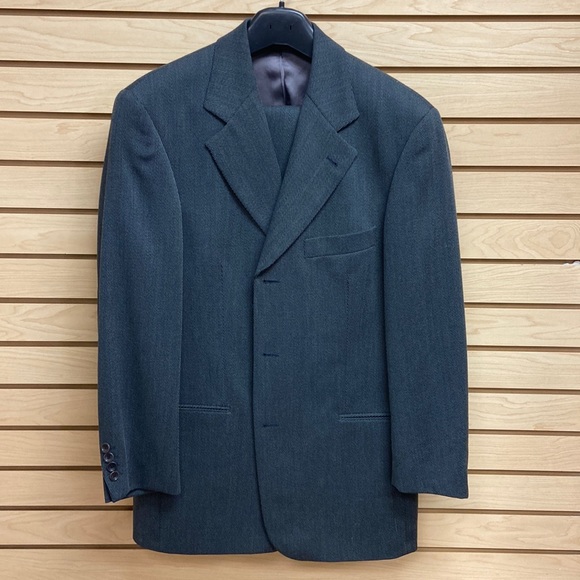 Hugo Boss | Suits & Blazers | Hugo Boss Classy Rich Looking Men Suit ...